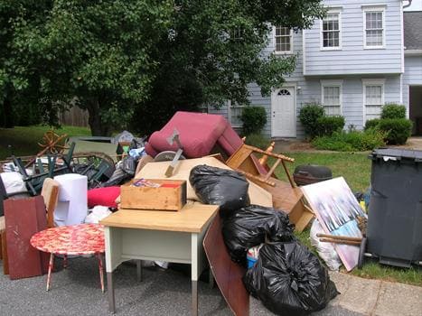 junk removal toronto - 1-888-I AM JUNK